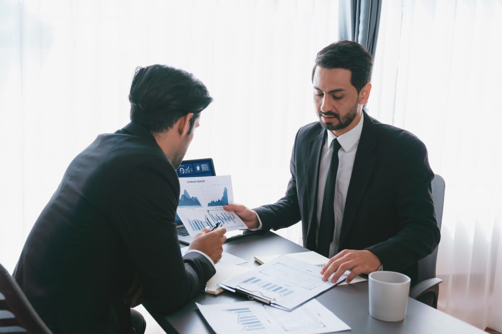 How to Start a Successful Insurance Consultancy in the UAE - CSU